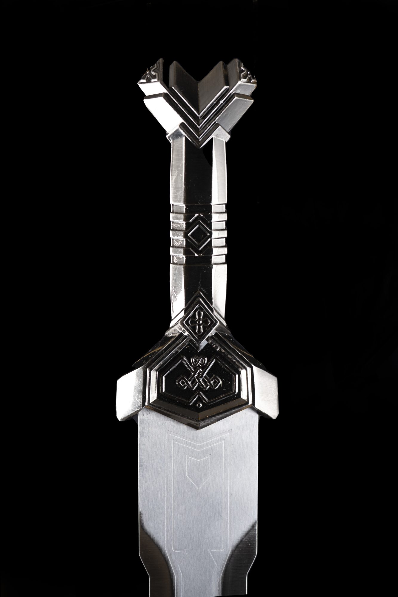 Dwarven King Sword – Deathless - The Knights Vault